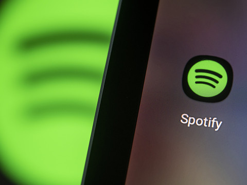 Spotify annonce une réduction de ses effectifs d'« environ 17% » - RTN ...