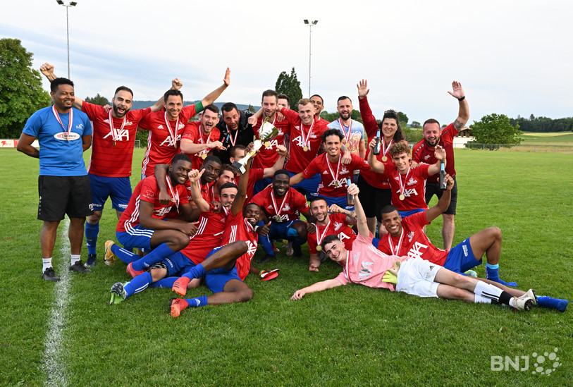Le FC Courroux soulève la Coupe jurassienne - RFJ votre radio régionale
