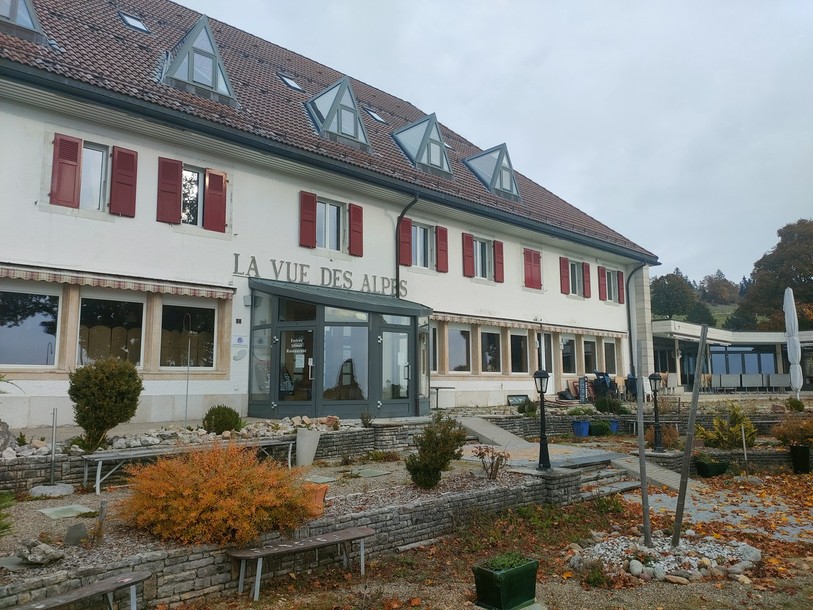 Des réfugiés ukrainiens seront logés dans l’Hôtel de la Vue-des-Alpes ...