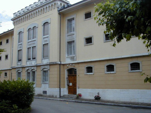 Berne subventionne la formation du personnel pénitentiaire - RJB votre ...