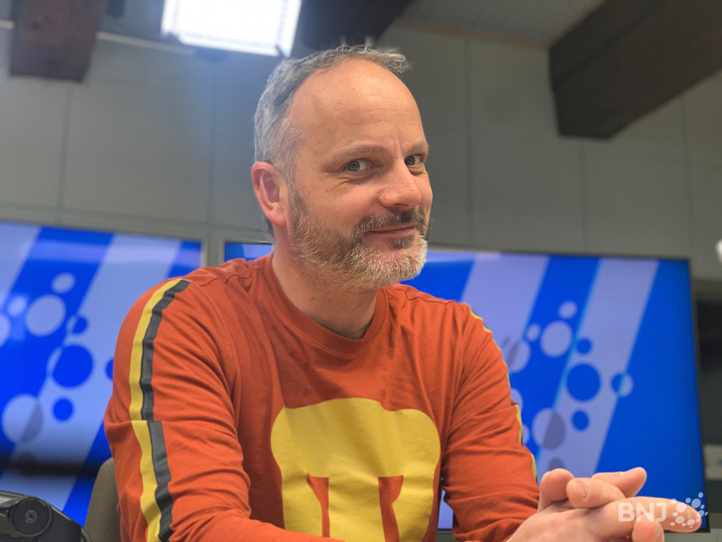 L’autre revue de presse : ça sent bon le week-end ! - RFJ votre radio ...