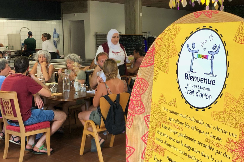 Une nouvelle table sociale bio et locale à Neuchâtel - RTN votre radio ...