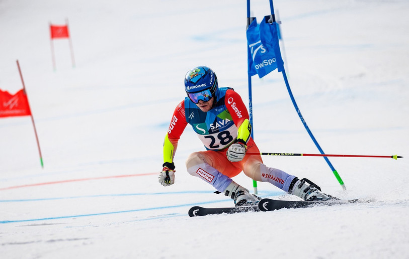 Robin Cuche monte sur la boîte à Méribel - RTN votre radio régionale