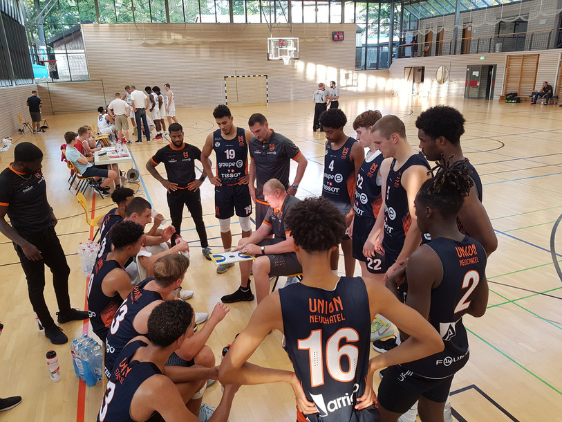 Défaite d'Union Neuchâtel en match amical - RTN votre radio régionale