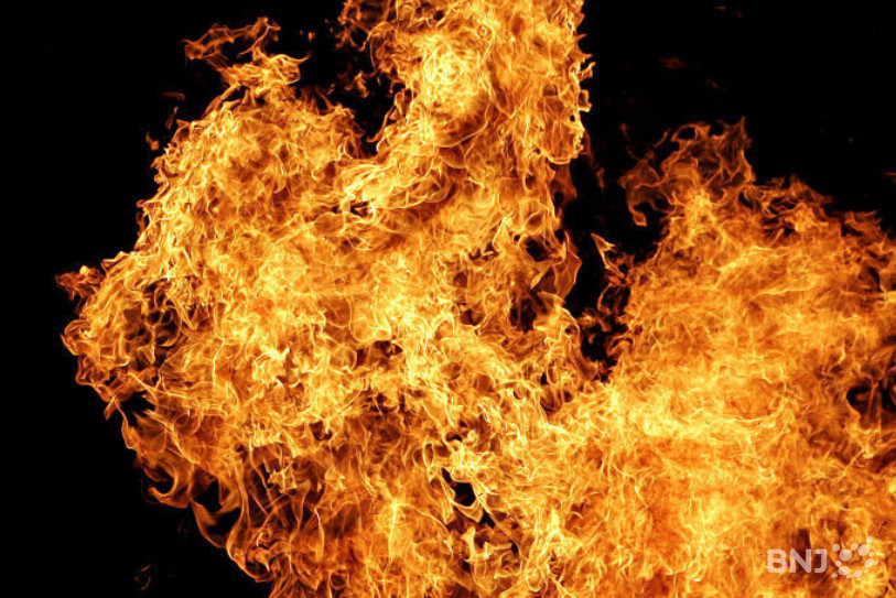 Un bûcher en feu à Bienne - RJB votre radio régionale