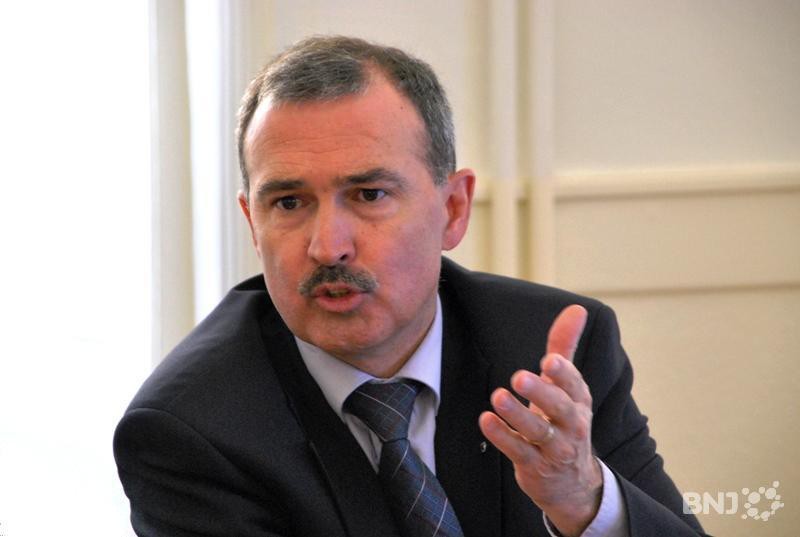 Affaire Vadec: les socialistes attaquent Pascal Sandoz - RTN votre ...