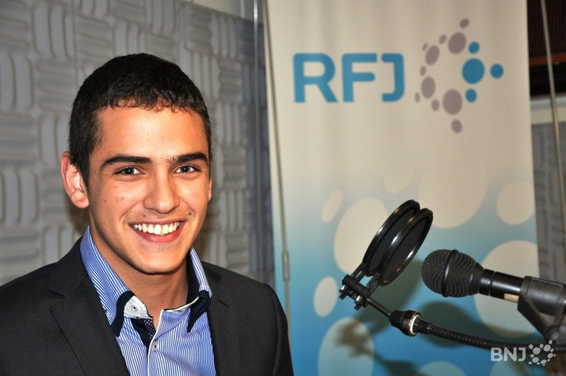 Matt Steiner affiche sa jeunesse dans la matinale - RFJ votre radio ...