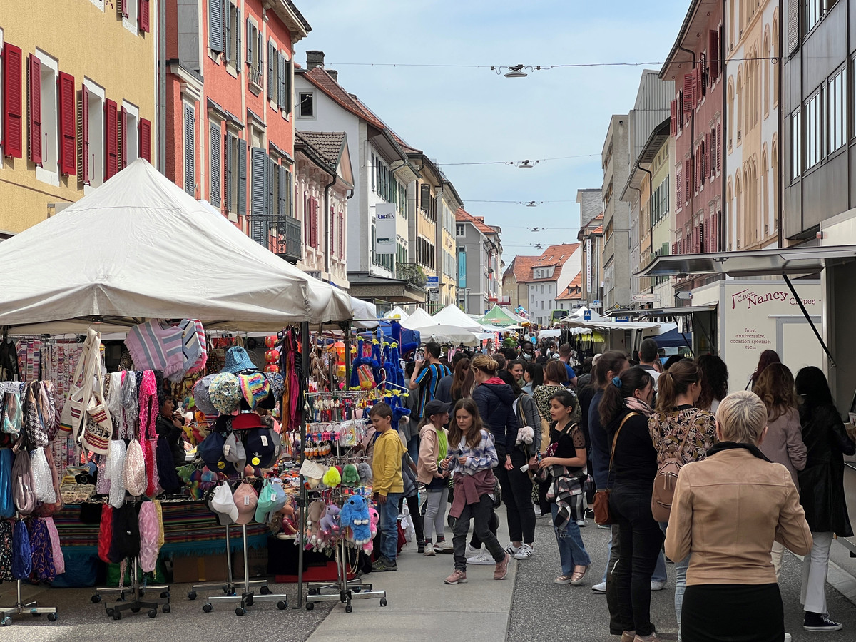 Succès pour la foire de printemps de Saint-Imier - RJB votre radio ...