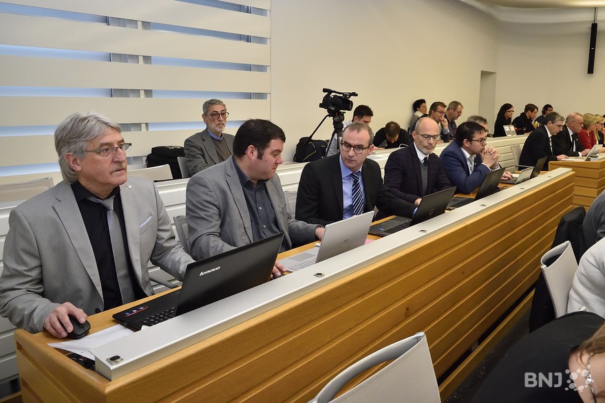 Le PCSI maintient son initiative pour les familles - RFJ votre radio ...