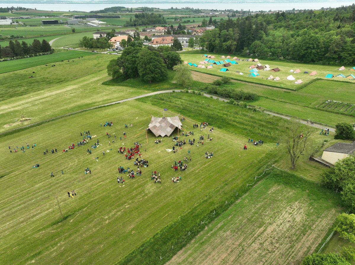 Aventure, inclusion et durabilité pour 500 scouts neuchâtelois - RTN ...
