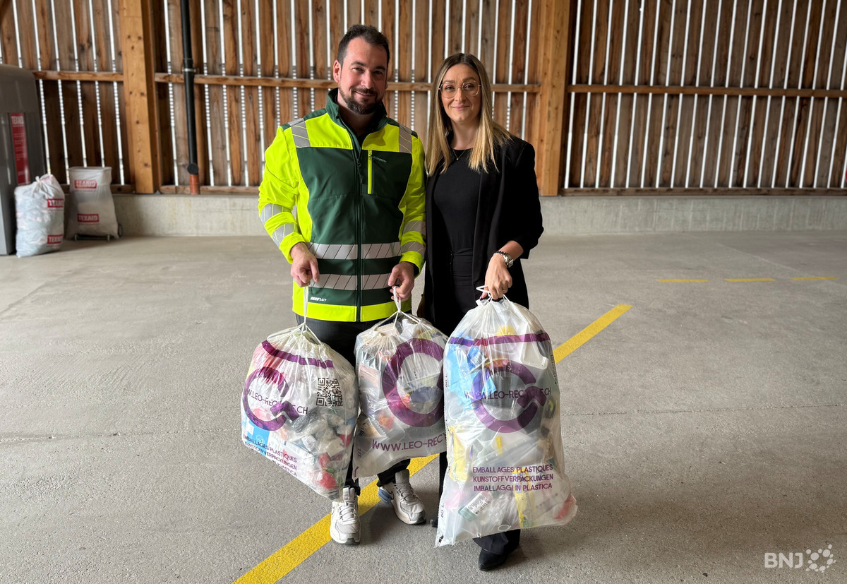 « En boîte » : Leo recycle le plastique - RFJ votre radio régionale