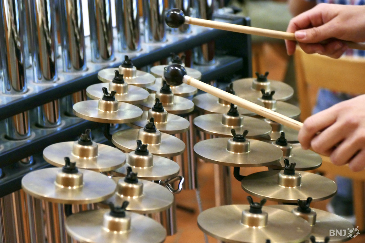 Nathan Stornetta compose pour l'image - RFJ votre radio régionale